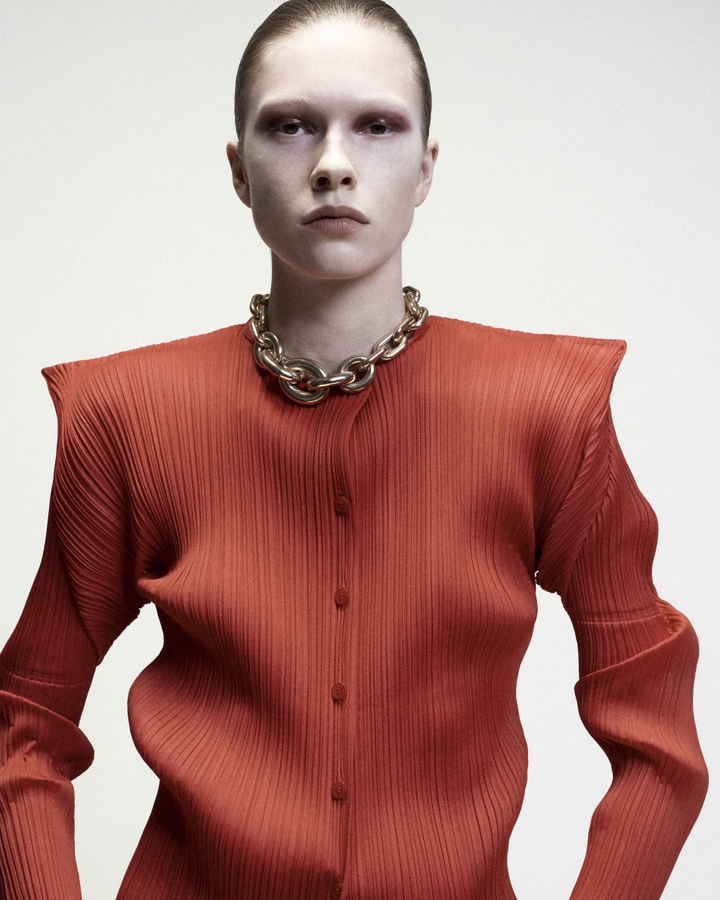 ELAINA HANSEN | New York | Women | ONE Management