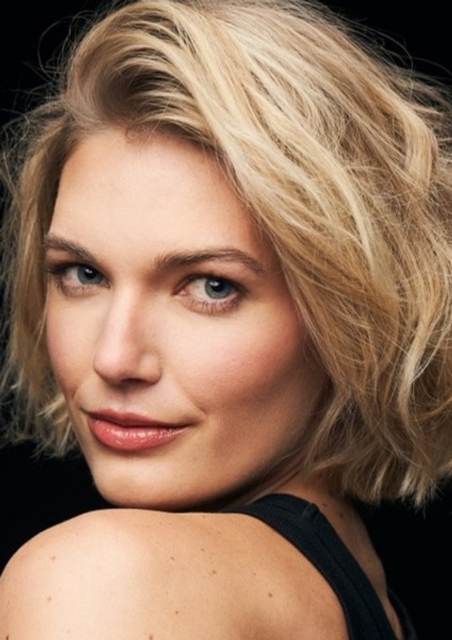 Chicago | Women | ONE Management